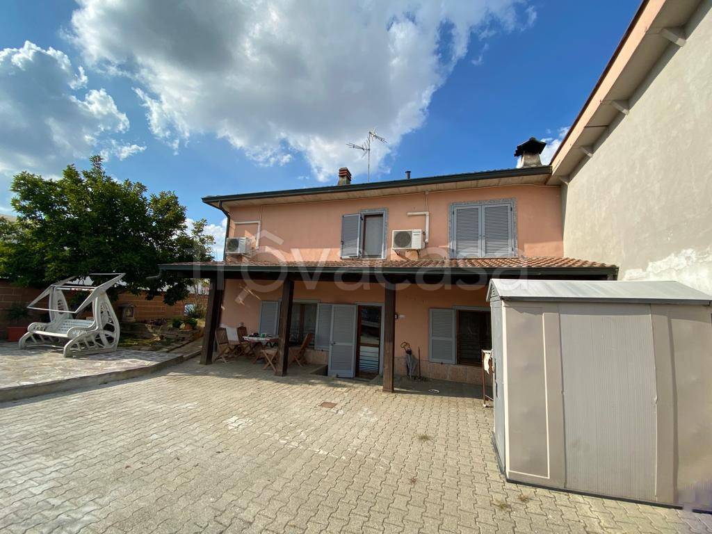 Villa in vendita a Borgo San Giovanni via Sandro Pertini