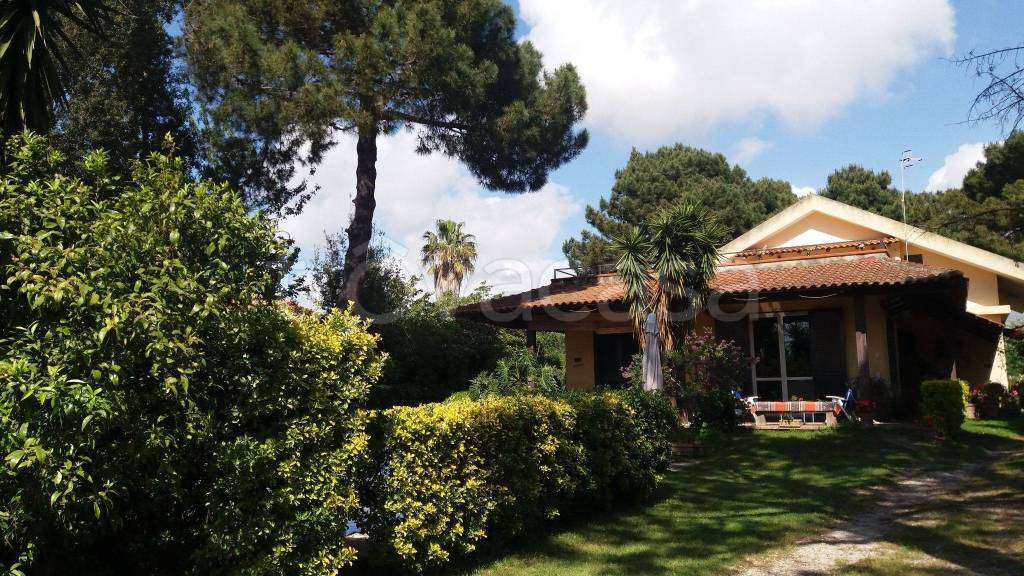 Villa in in vendita da privato a Giugliano in Campania via Grotta dell'Olmo, 103