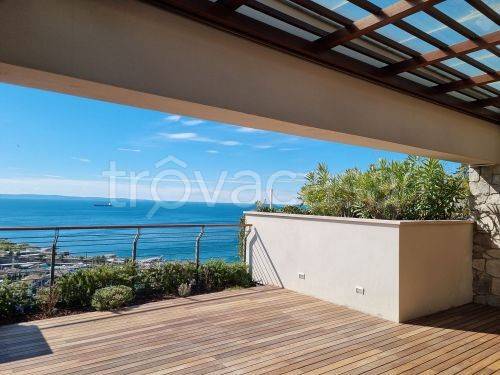 Appartamento in vendita a Duino Aurisina strada di Portopiccolo