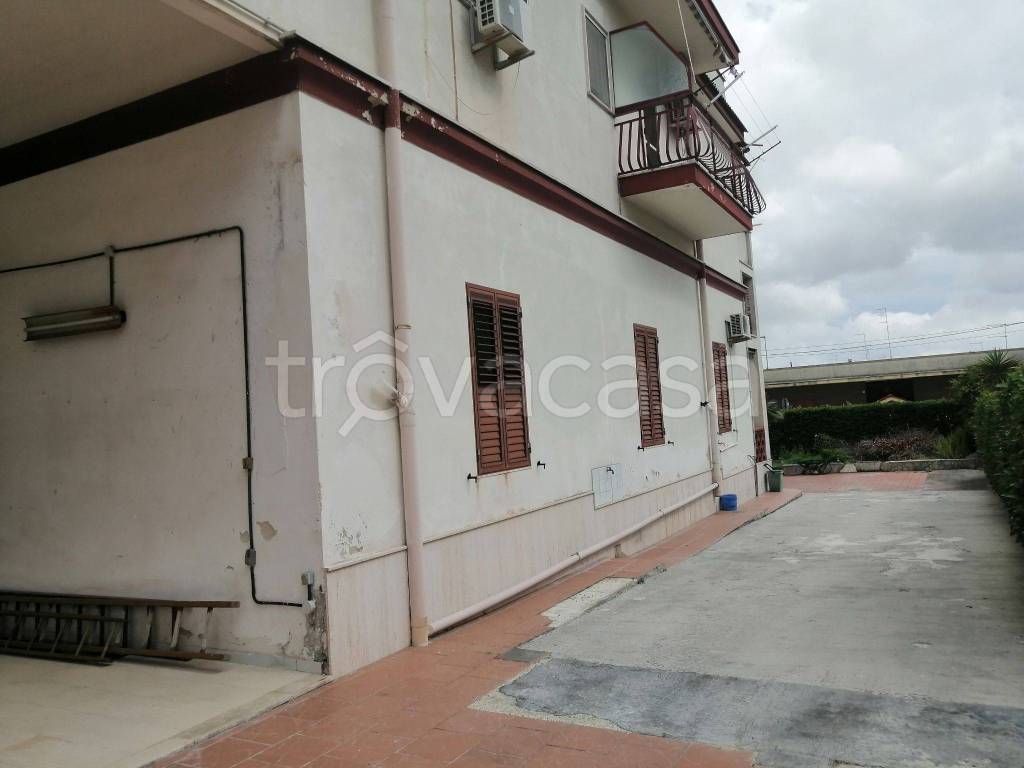 Appartamento in in vendita da privato a Statte via Umberto Giordano, 17