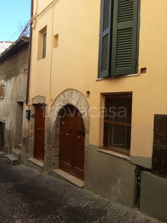 Appartamento in vendita ad Alatri corso Giuseppe Garibaldi