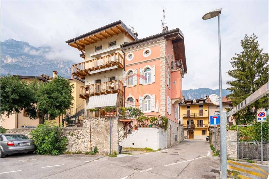 Casa Indipendente in vendita a Riva del Garda località Alboletta, 12