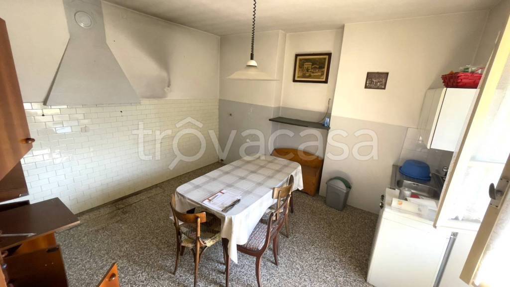 Colonica in vendita a Buglio in Monte