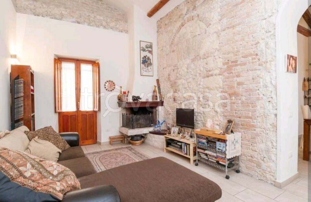 Attico in in vendita da privato a Cagliari via Giuseppe Garibaldi, 128