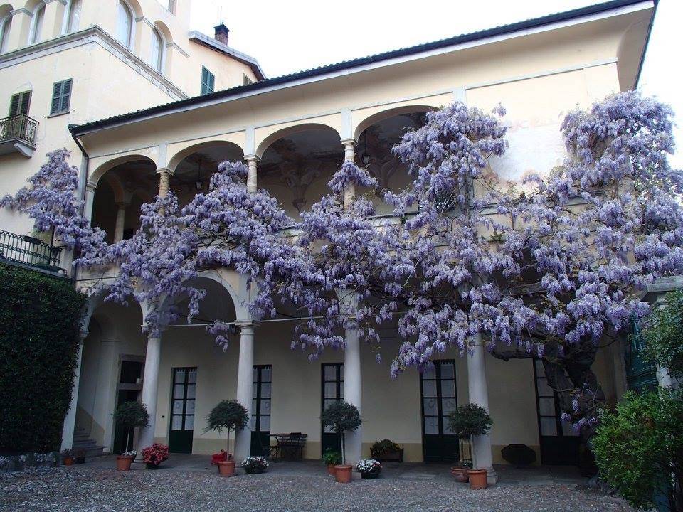 Intero Stabile in vendita a Castello Cabiaglio via Giuseppe Mazzini, 10