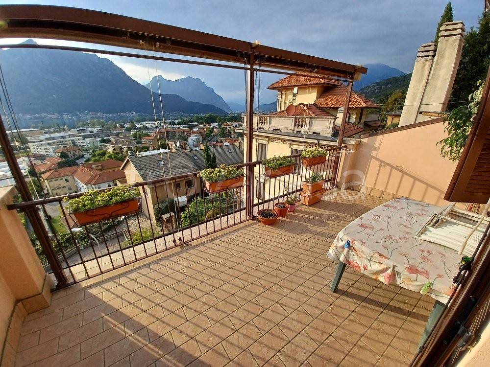 Attico in vendita a Lecco via Giacomo Puccini