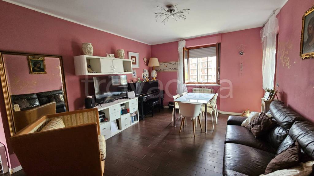 Appartamento in vendita ad Asti via Giacomo Scotti