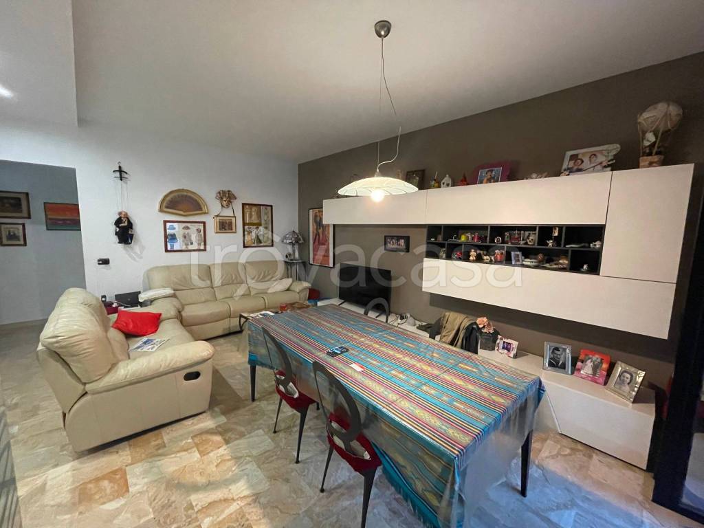 Appartamento in vendita ad Ancona via Flavia