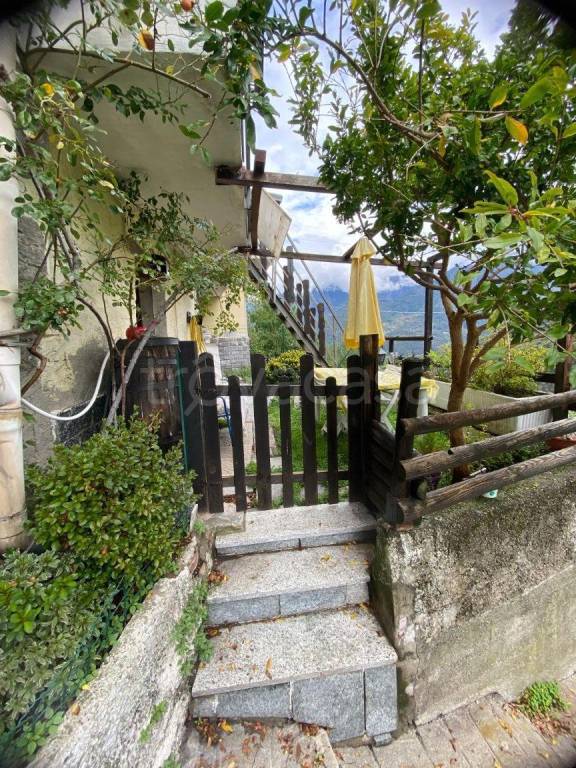 Casa Indipendente in vendita a Villadossola via Casa dei Conti, 1