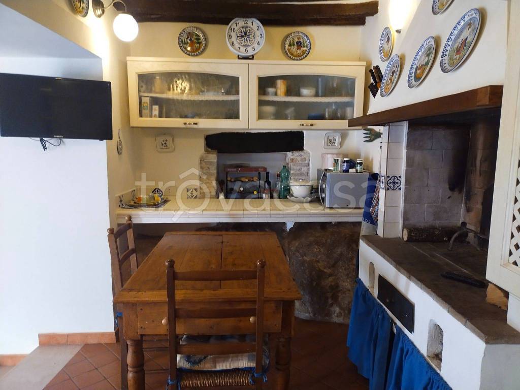 Casa Indipendente in in vendita da privato ad Amelia via Giuseppe Sinopoli, 30