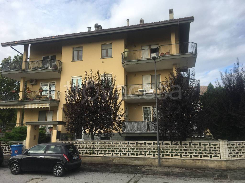 Appartamento in vendita a Carignano via Canonico Fea, 17