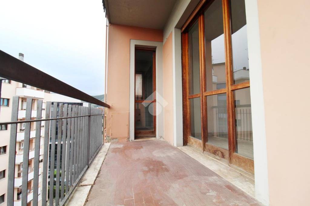 Appartamento in vendita a Prato viale della Repubblica, 148