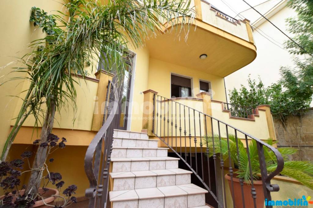 Appartamento in vendita a Oria