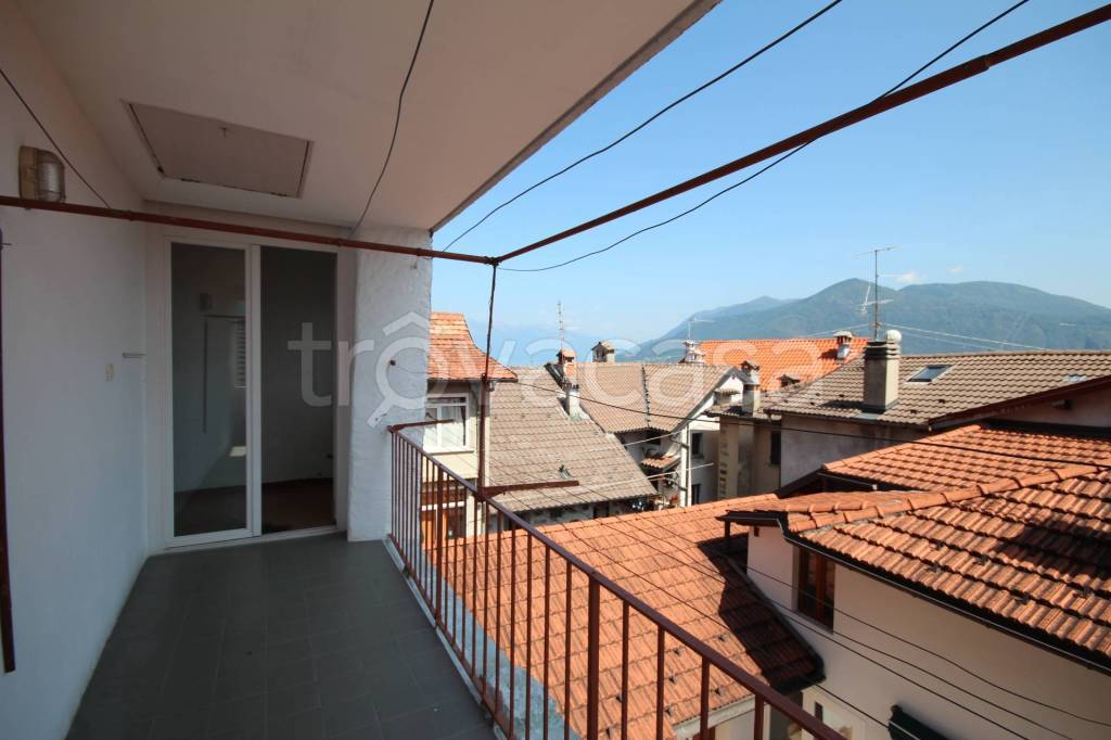 Casa Indipendente in vendita a Cannobio via Monte Giove, 5