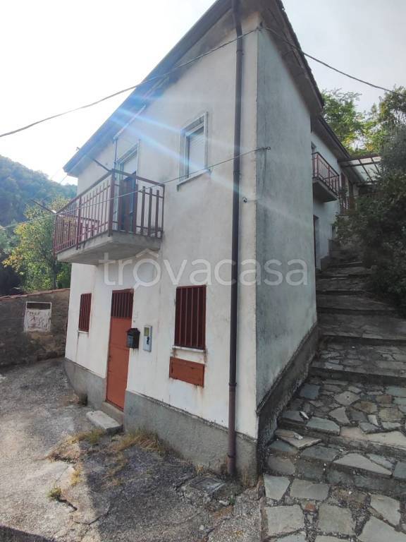 Casa Indipendente in vendita a Santa Paolina via Petrarola, 17