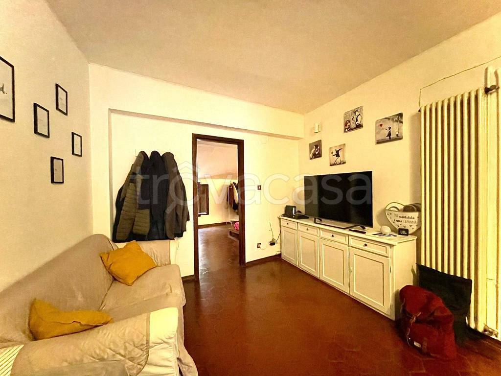 Appartamento in vendita a Bologna via de' Falegnami