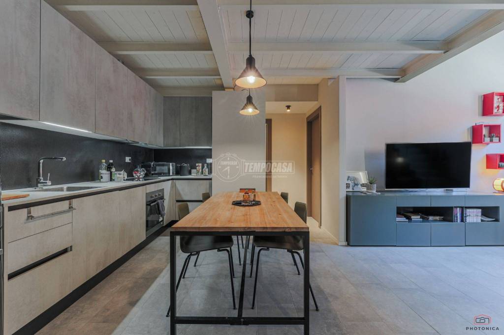 Appartamento in vendita a Bologna via Po