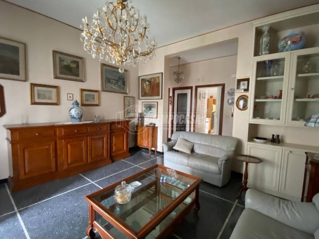 Appartamento in vendita a Savona via Bonifacio del Vasto 15