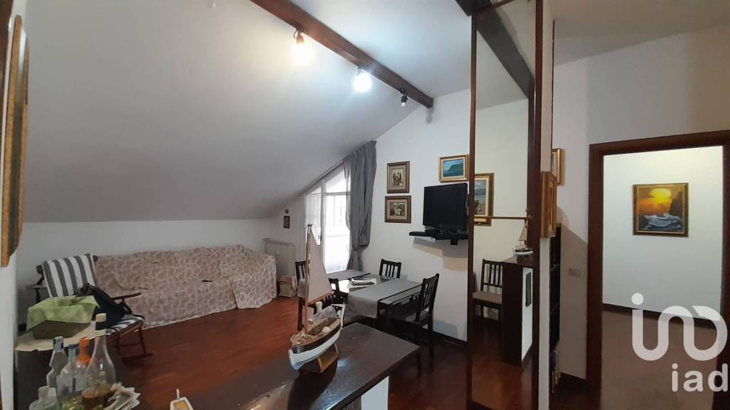 Appartamento in vendita a Inverigo via Aristide Magni, 41