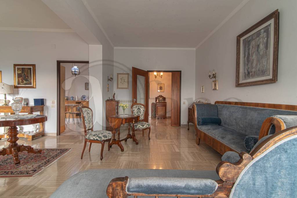 Appartamento in vendita ad Arpino viale Umberto Mastroianni, 10