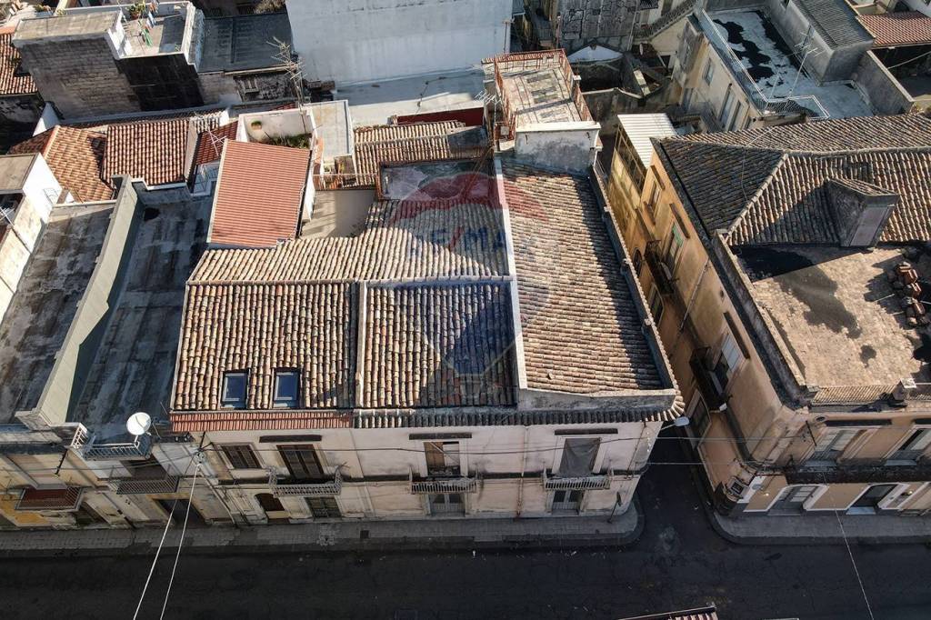 Casa Indipendente in vendita a Giarre via Alcide de Gasperi, 15-17
