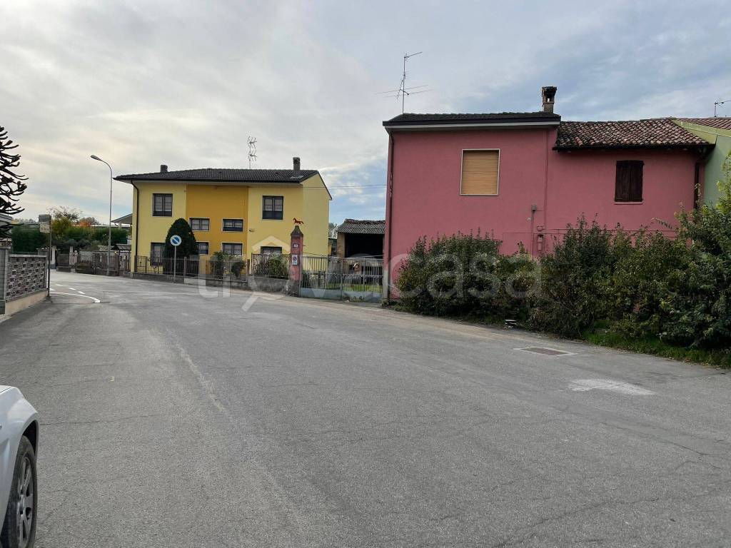 Casa Indipendente in vendita a Genivolta