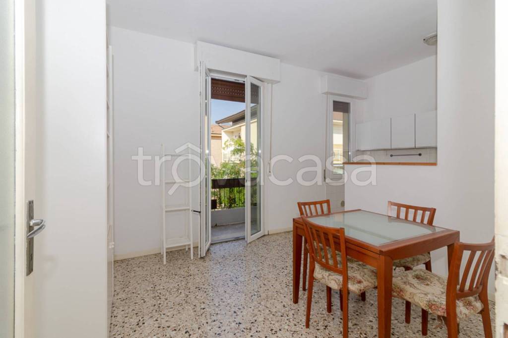 Appartamento in vendita a Modena via Antonio Peretti