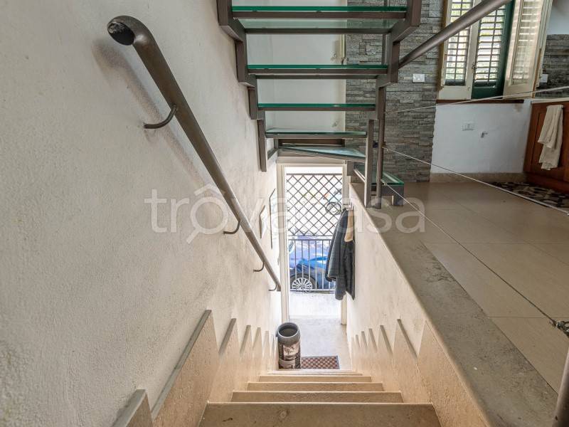 Casa Indipendente in vendita a Monreale via Baronio Manfredi