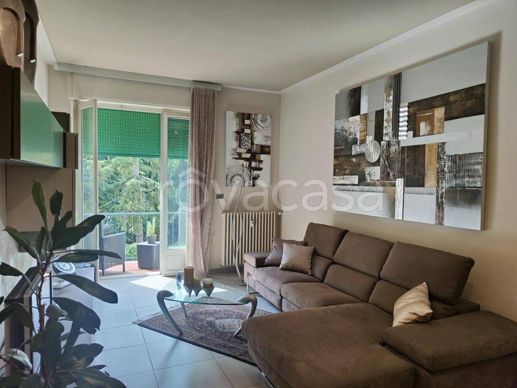 Appartamento in vendita ad Asti via Conte Verde, 2