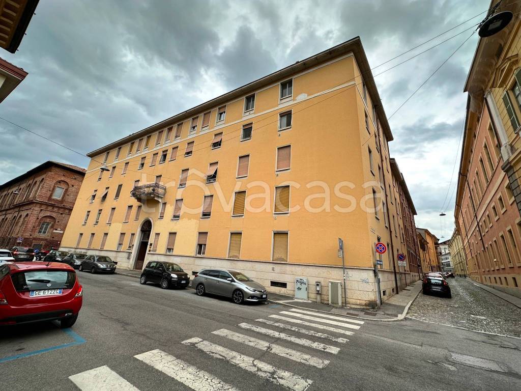 Appartamento in vendita a Cremona via Ruggero Manna