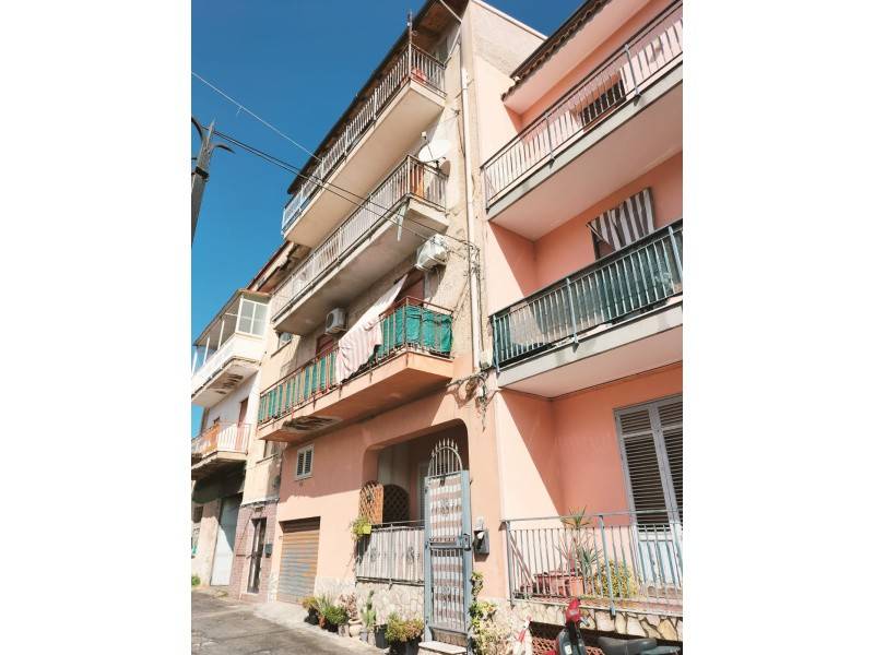 Appartamento in vendita a Palermo via Aquino