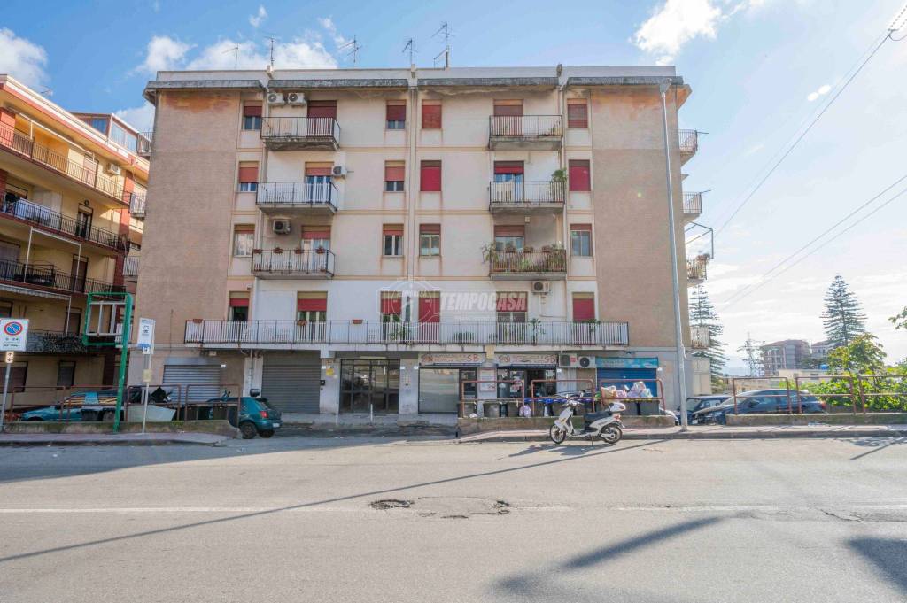 Appartamento in vendita a Messina ss114 204