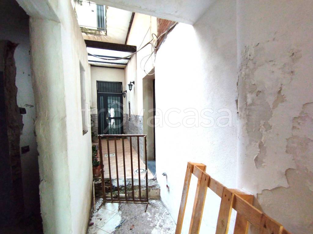 Appartamento in vendita a Catania via Tripolitania, 21