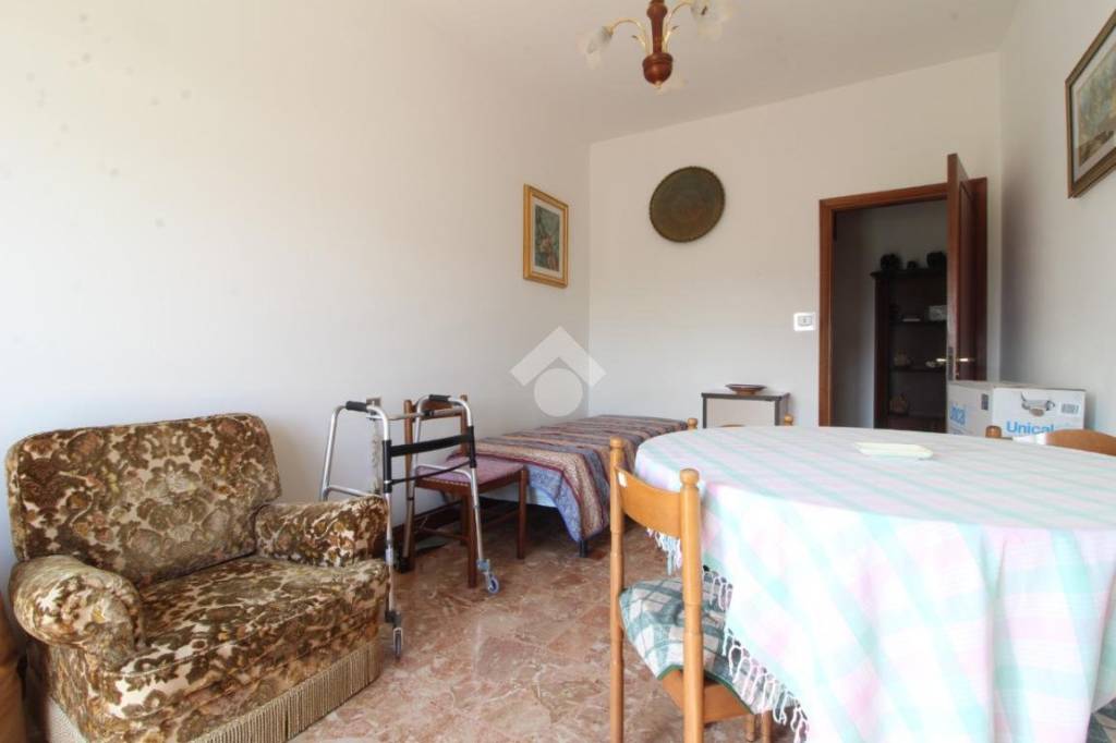 Appartamento in vendita a Pescara via Tiburtina Valeria, 144