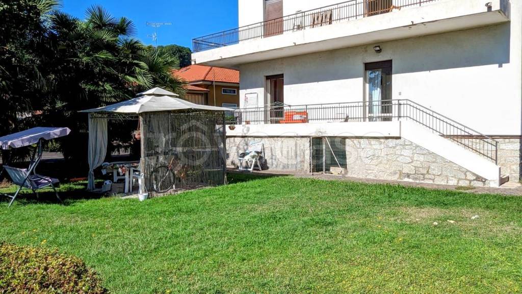 Appartamento in vendita a Gozzano via Sottolusignana