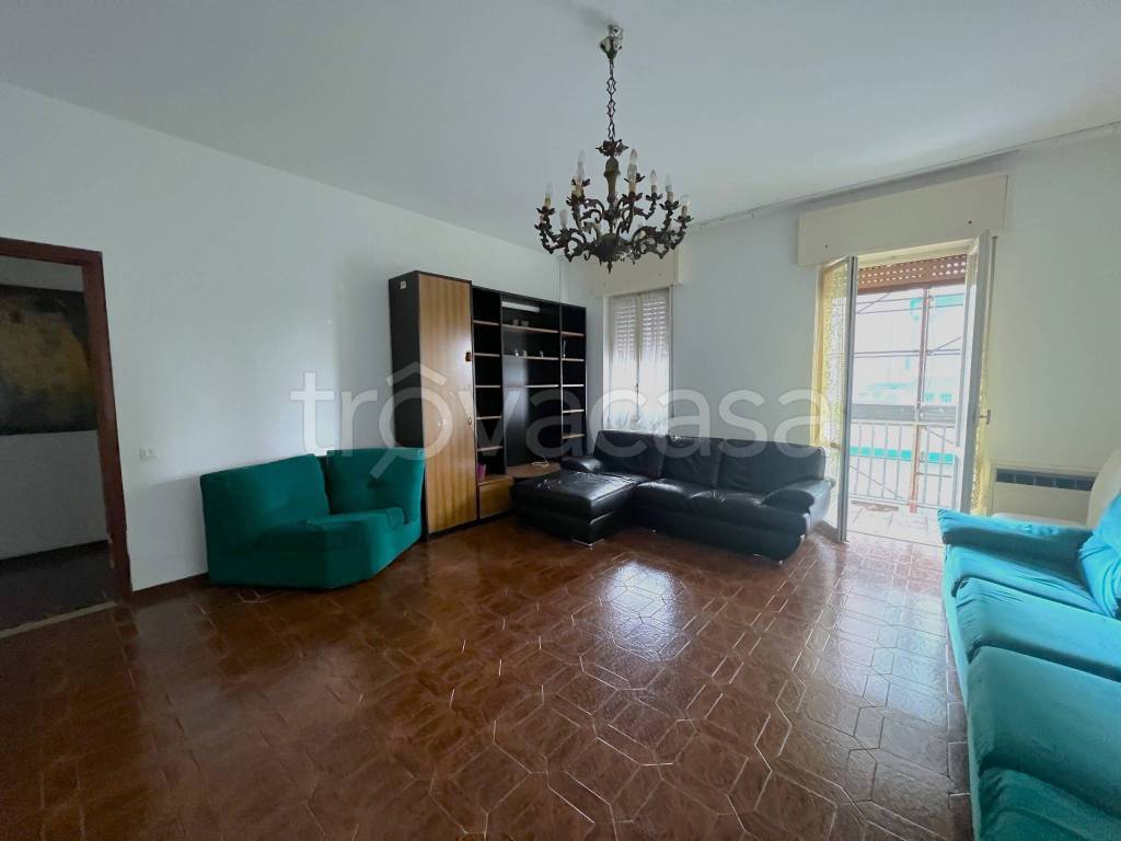 Appartamento in vendita a San Genesio ed Uniti via della Resistenza, 3