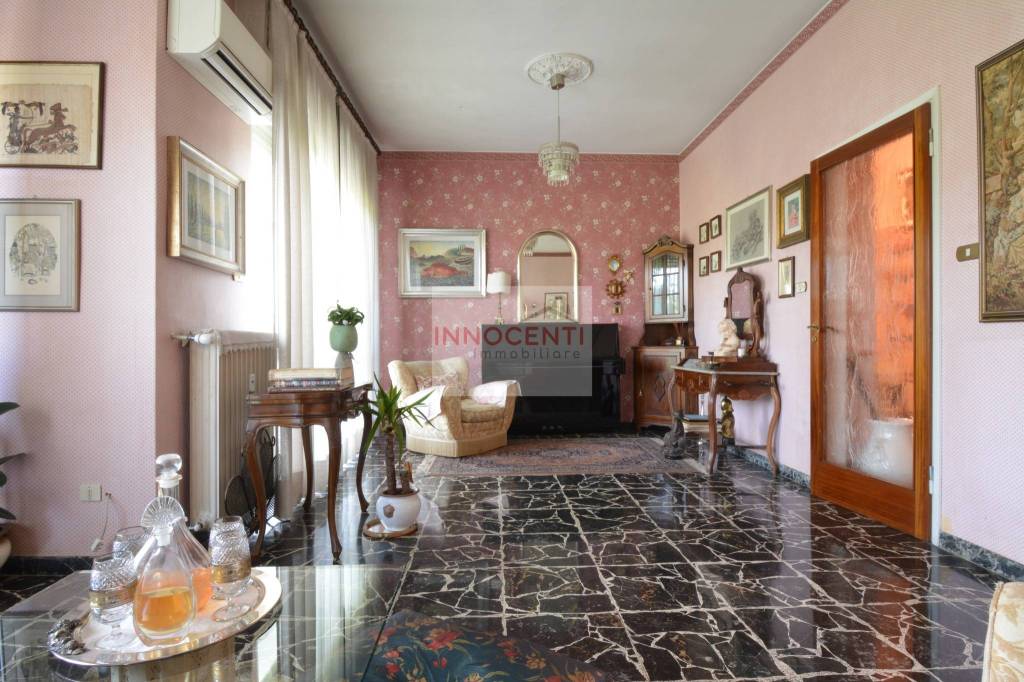 Appartamento in vendita a Lucca via Francesco Ferraris, 150