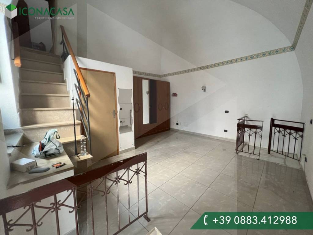 Casa Indipendente in vendita ad Andria via Enrico Dandolo