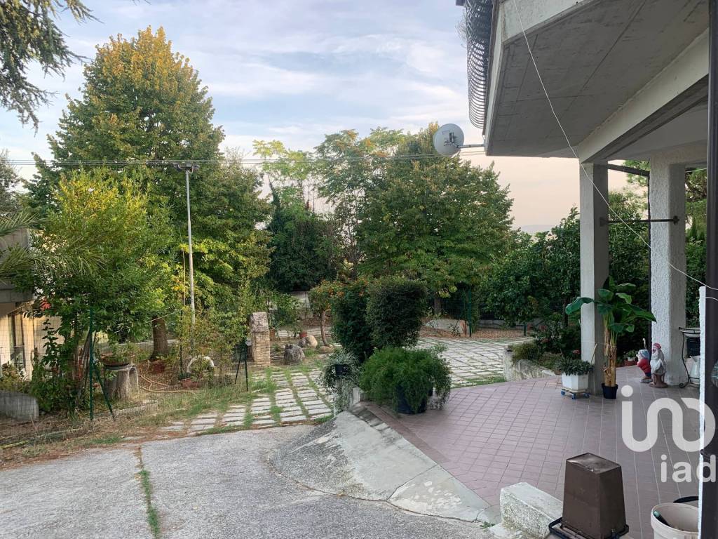 Villa in vendita a Giulianova via s Sette Fratelli