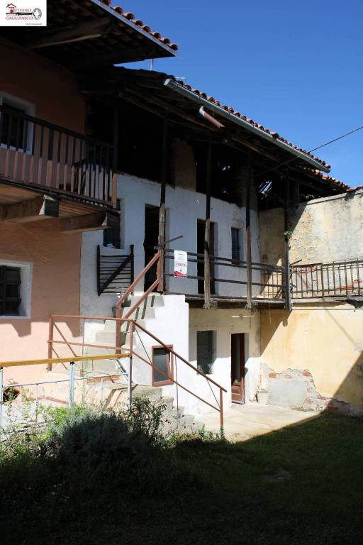 Casa Indipendente in vendita a Zubiena frazione Belvedere, 113