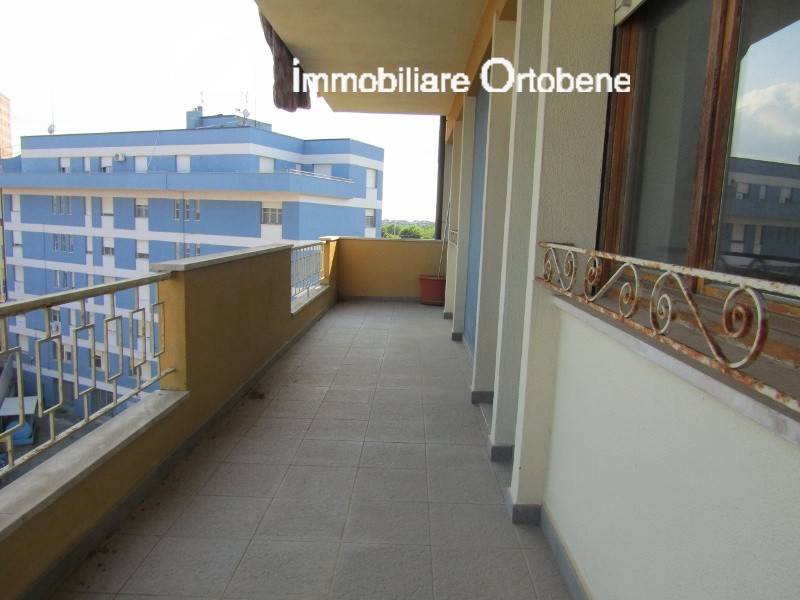 Appartamento in vendita a Nuoro via Catone Ugolio, 63