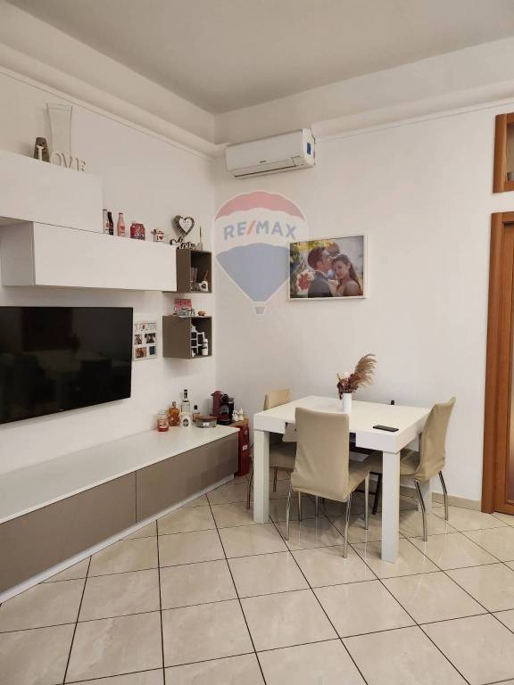 Appartamento in vendita a Bari via Castromediano, 75