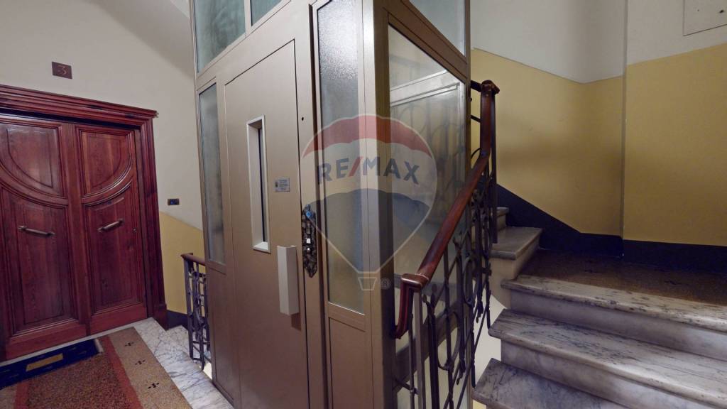 Appartamento in vendita a Genova via Teodoro di Monferrato, 12