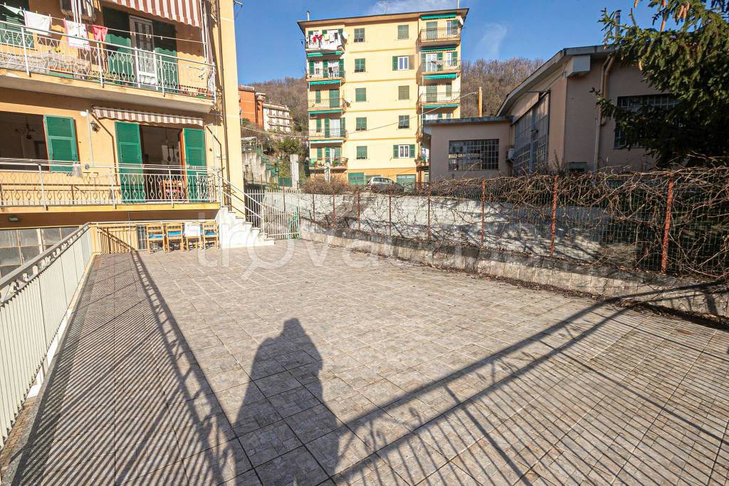 Appartamento in vendita a Campomorone via Villa Berrone, 6