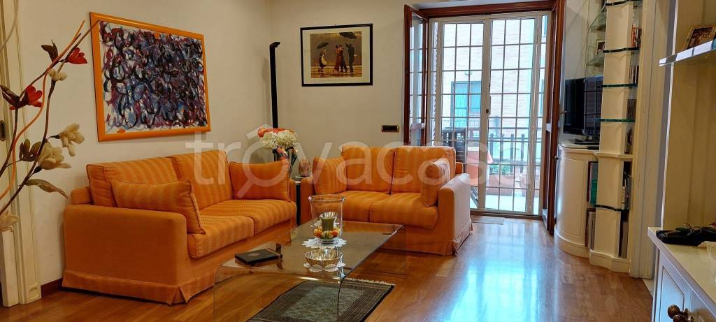 Appartamento in vendita ad Albano Laziale via Pompeo Magno