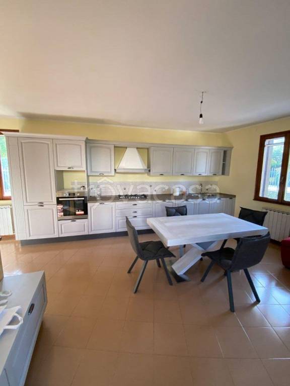 Villa in vendita ad Adria via Papa Giovanni XXIII