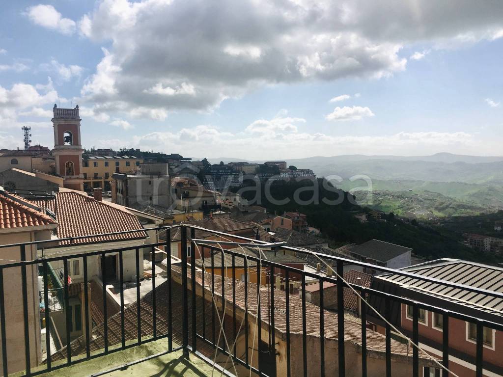 Attico in in vendita da privato ad Ariano Irpino via Pietro Paolo Parzanese, 15