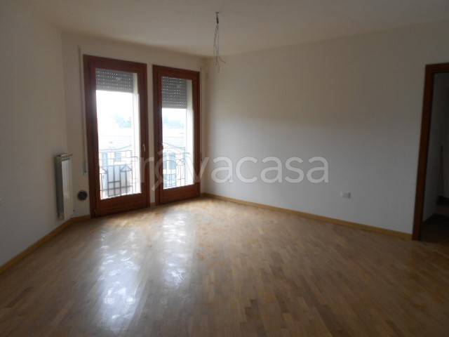 Appartamento in vendita ad Adria via Giosuè Carducci