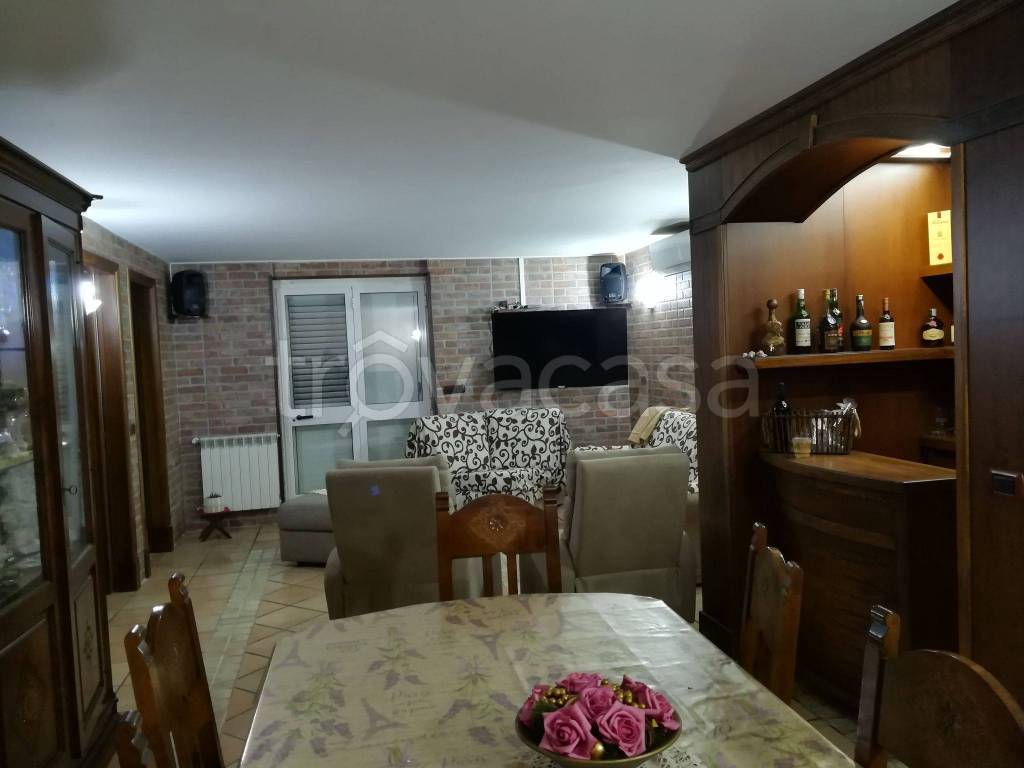 Villa Bifamiliare in in vendita da privato a Venafro via Quinto Ovinio Rufo, 31