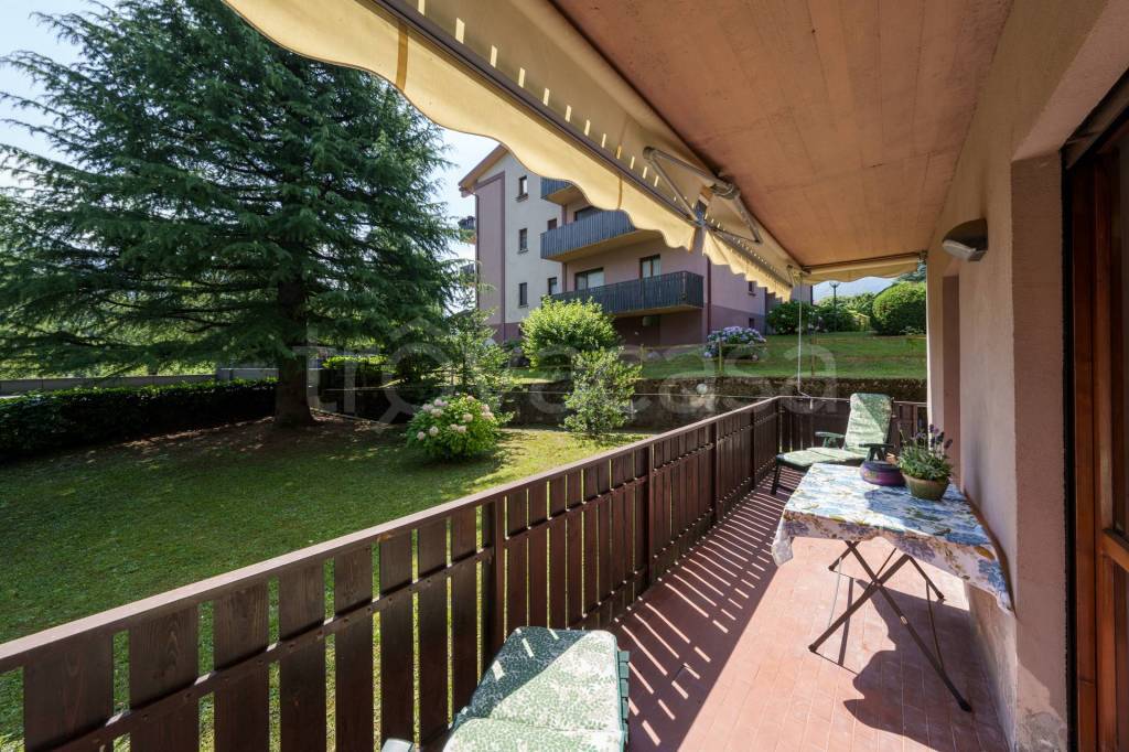 Appartamento in vendita a Cremeno via Genziana, 21